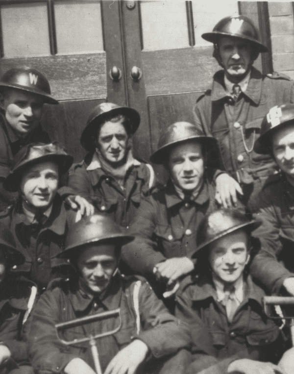 MUSEUM : ‘Air Raids, Wardens and Whistles’ The role of the ARP during ...