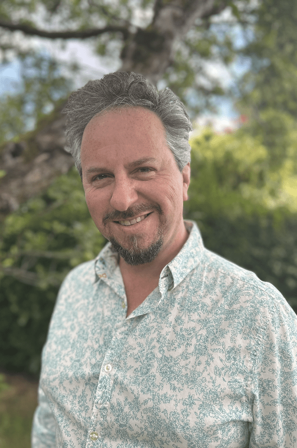 The Enchanted Garden: poetry, incantation and magic -Gregory Leadbetter ...