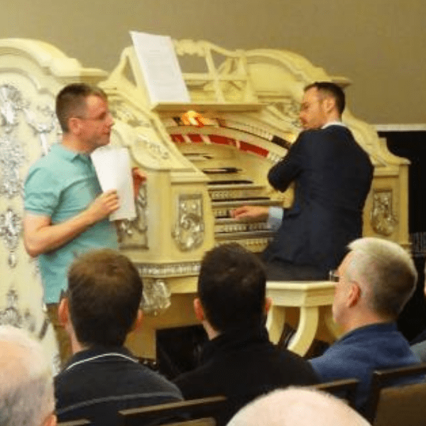 40th ANNIVERSARY Concert with SIMON GLEDHILL and RICHARD HILLS FRCO at ...